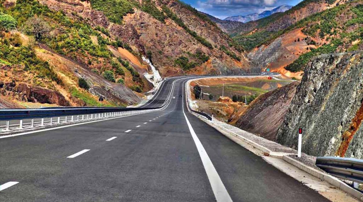 Bechtel - ENKA building new highway | ENKA İnşaat ve Sanayi A.Ş.